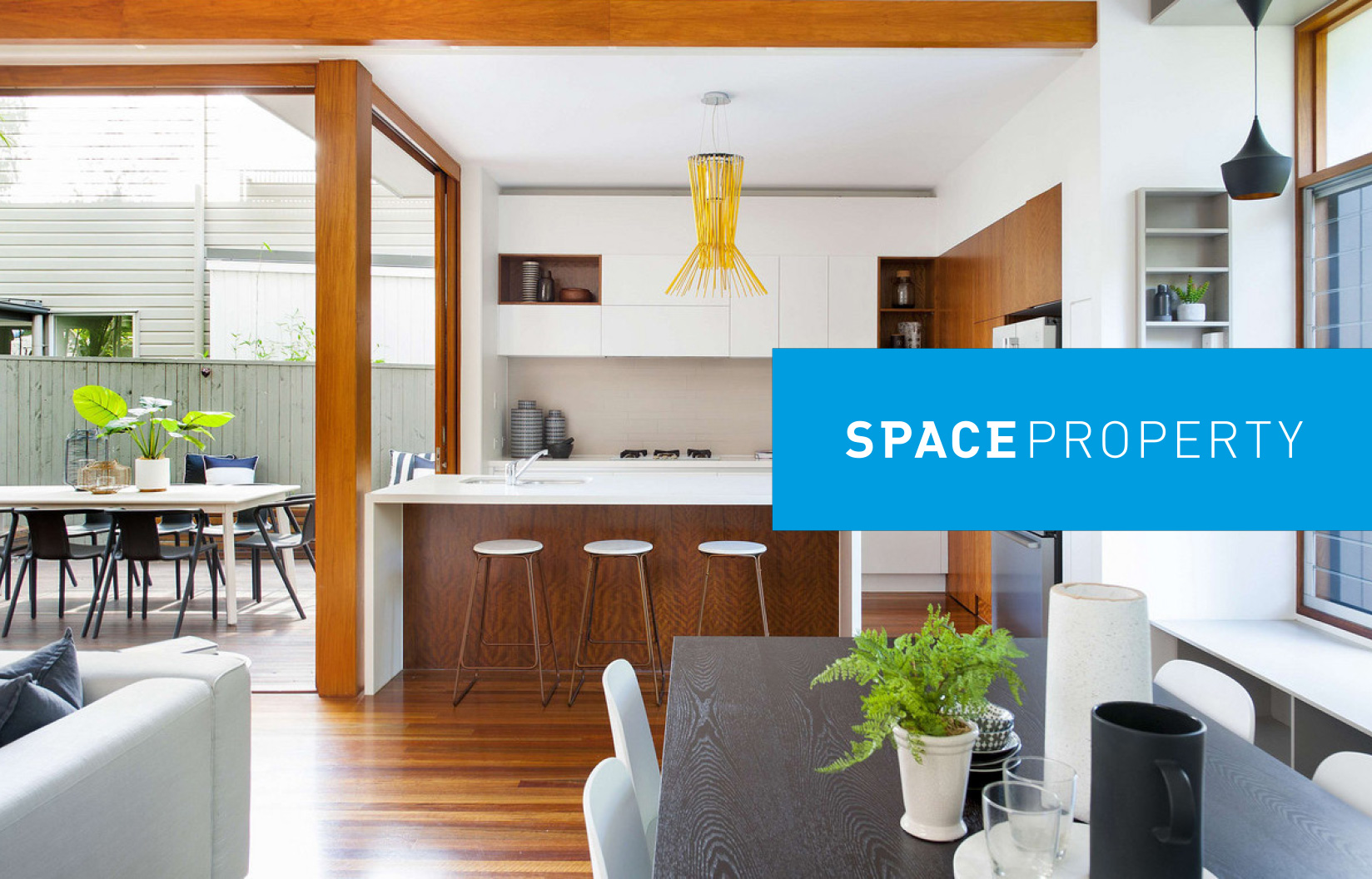 Space Property - Frnk.