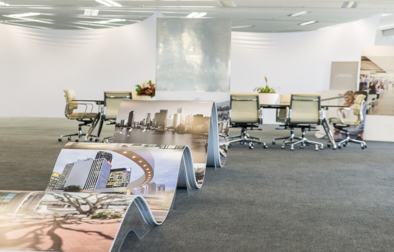 Riverside Centre - Frnk.